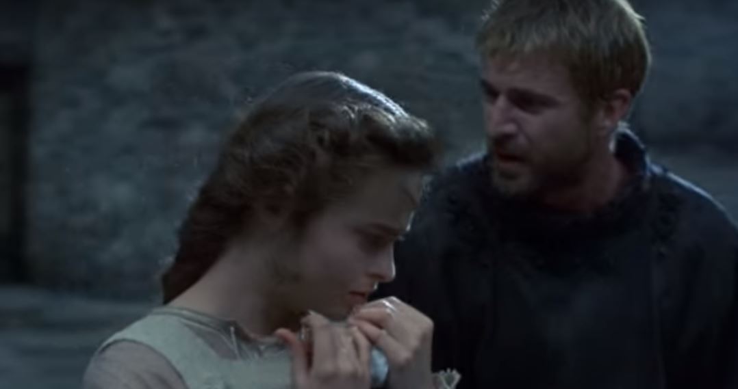 Mirabelle Harris-Eze: Scene Comparison | Zeffirelli’s Hamlet (1990) and ...